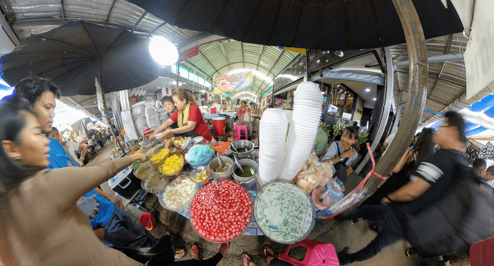 Chatuchak Weekend Market in 360º - Ash Blagdon 360º Photography