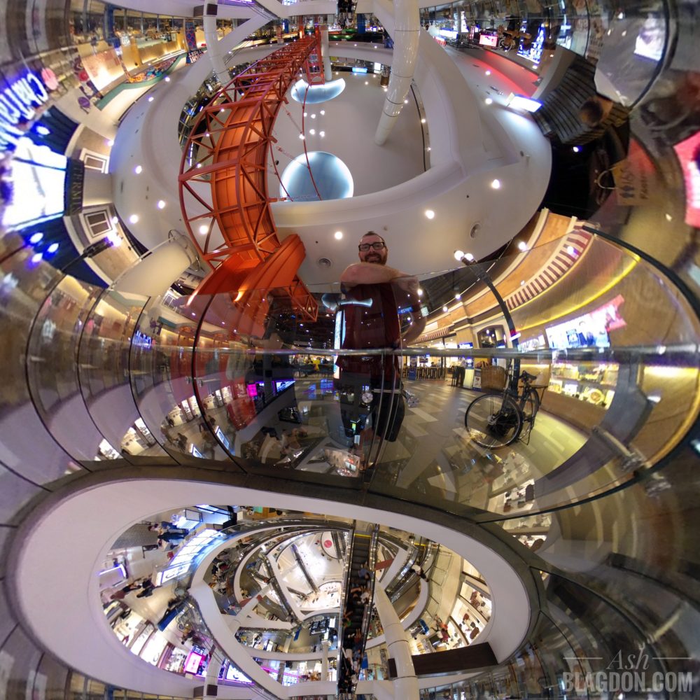 Terminal 21 in 360º - Ash Blagdon 360º Photography